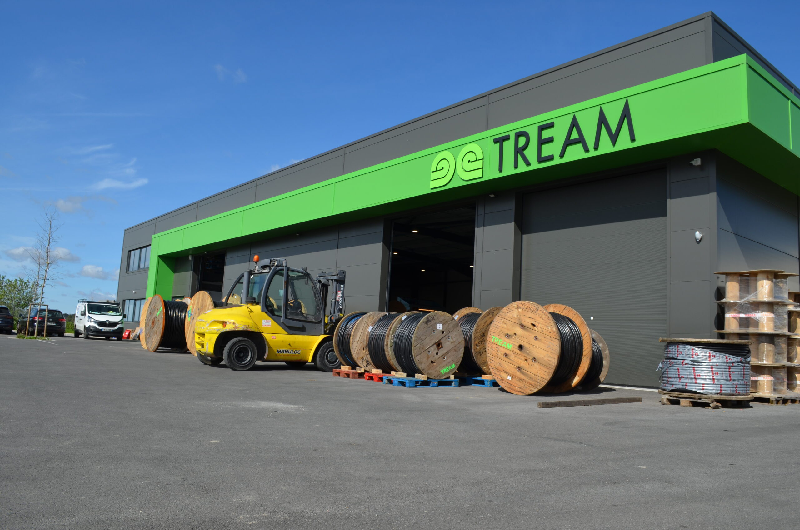 TREAM est absorbé par SELECOM